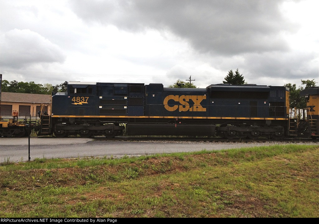 CSX SD70ACe 4837